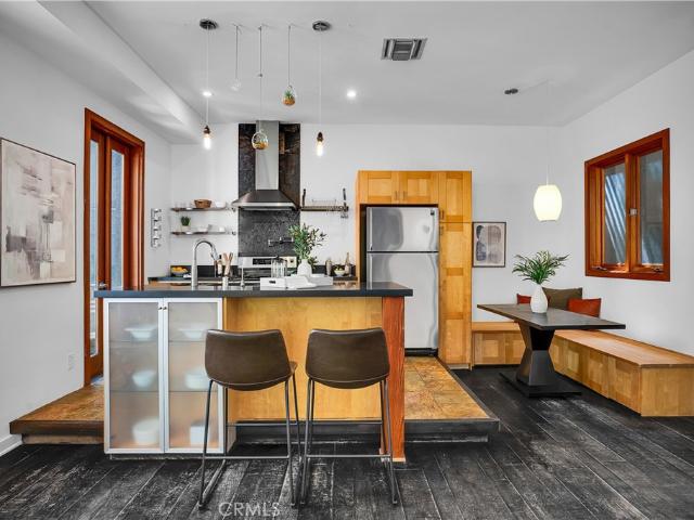8738 Wonderland Ave, Los Angeles, CA 90046 | MLS #SR26082