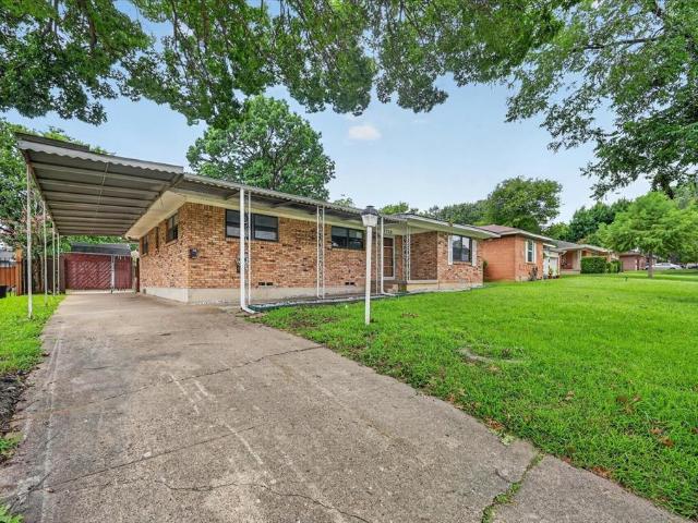 8730 Lapanto Lane