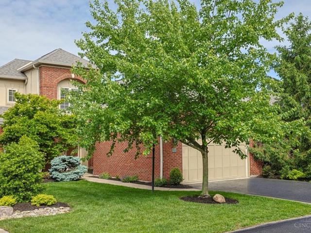 8731 Kenwood Rd, Sycamore Township, OH 45242
