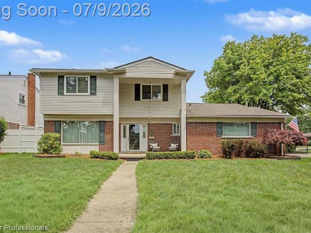 8731 Paulina Drive