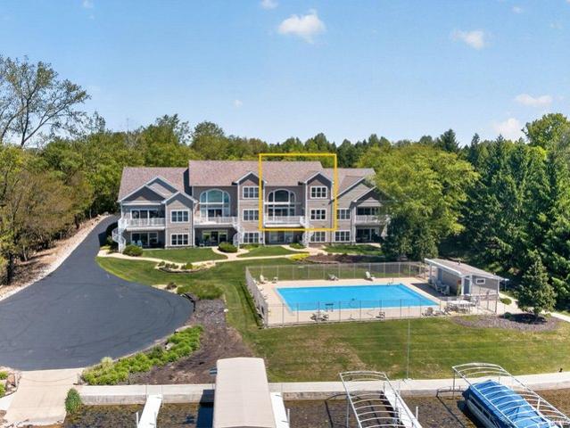 8732 E Smith Dr Unit E3, Syracuse, IN 46567