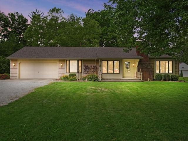 8732 Winchester Rd, Fort Wayne, IN 46819