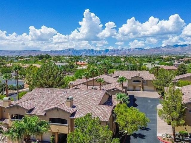 8733 Red Brook Dr Unit 203, Las Vegas, NV 89128