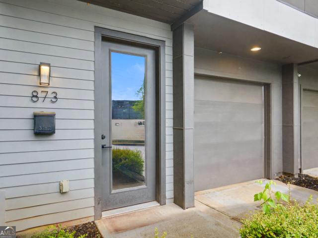 873 Cavanaugh Avenue