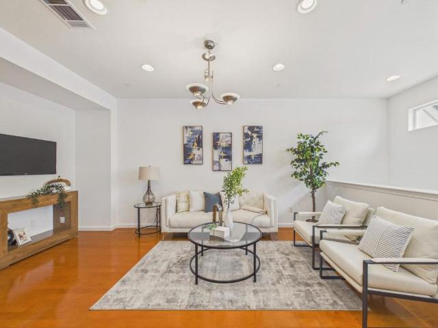 873 Agnew Road