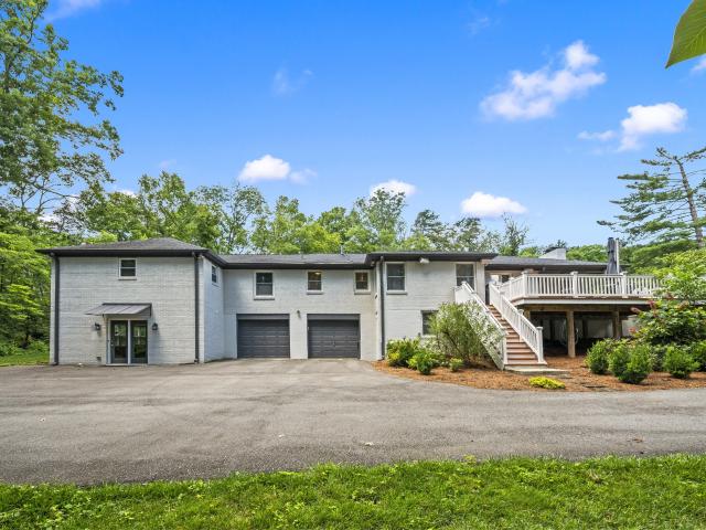873 Forest Acres Dr