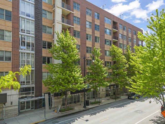 873 N Larrabee St Apt 202, Chicago, IL 60610