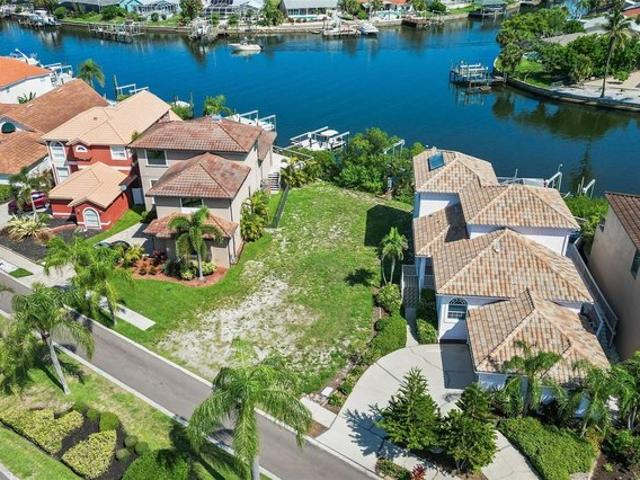 873 Symphony Isles Blvd, Apollo Beach, FL 33572