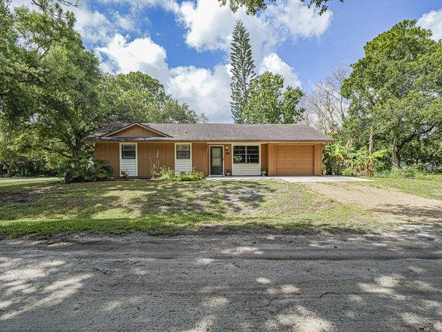 8745 24th St, Vero Beach, FL 32966