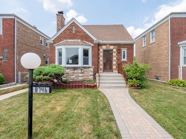 8746 S Kenwood Ave, Chicago, IL 60619