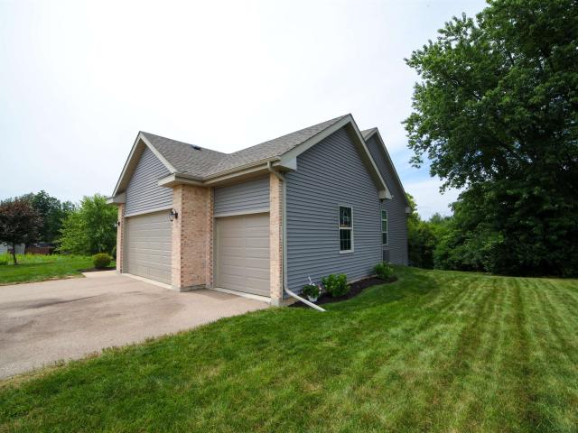 8747 N Stone Farm Road