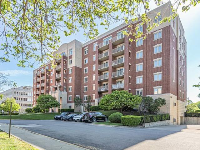 8747 W Bryn Mawr Ave Apt 208, Chicago, IL 60631