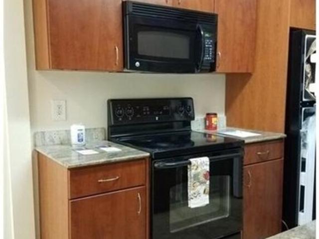 8749 NW 39th St, Sunrise, FL 33351