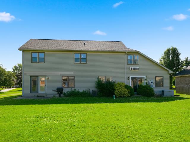 8749 Carriage Ln, Pendleton, IN 46064 | MLS #22093