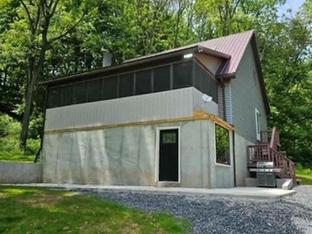8741 Riverview Heights Rd, Huntingdon, PA 16652