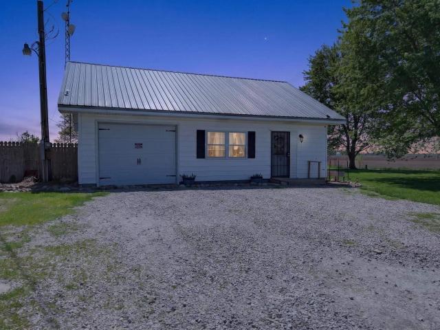 8742 N State Road 25