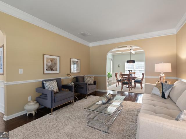 8742 Hamil Court