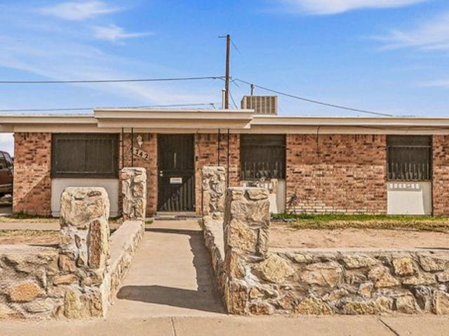8742 Iglesia Cir, El Paso, TX 79907