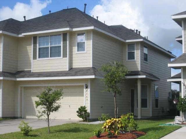 8743 Thistlemoor Ln, Houston, TX 77044