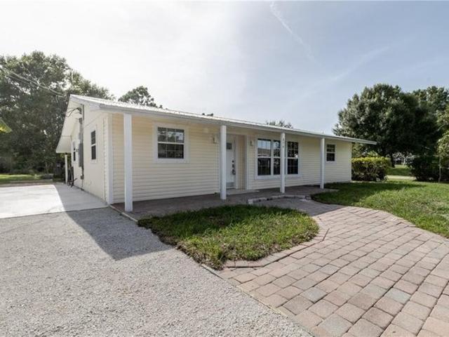874 Blossom Dr, Sebastian, FL 32958