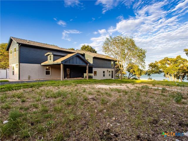 874 Lakebreeze Drive