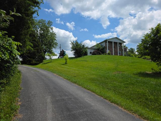 874 N Richmond Road