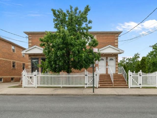 874 Pine St, Brooklyn, NY 11208