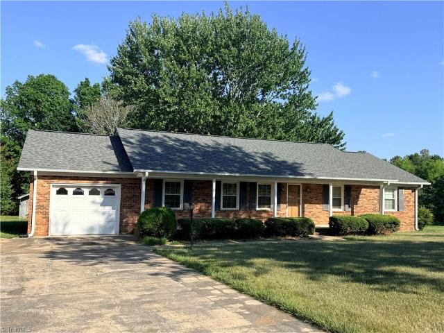 874 Rockcliff Terrace
