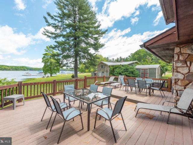874 White Oak Drive