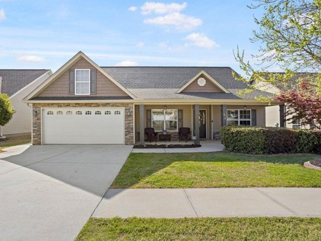 874 Vandenburg Dr, Boiling Springs, SC 29316