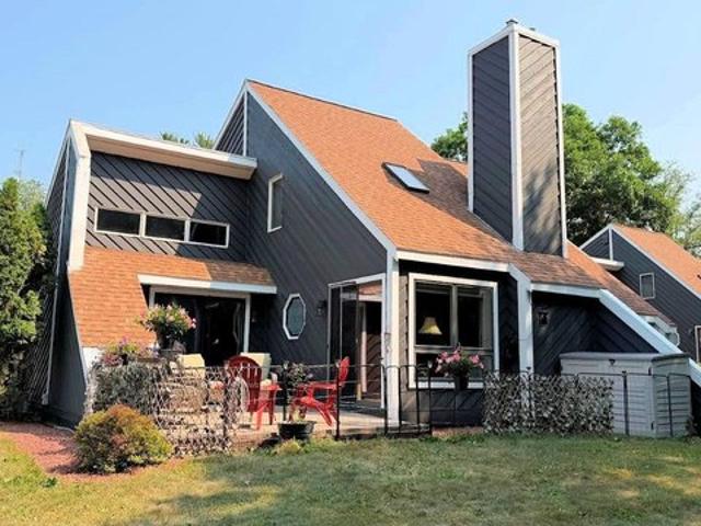 874 Xanadu Rd Unit GLADE4, Wisconsin Dells, WI 53965
