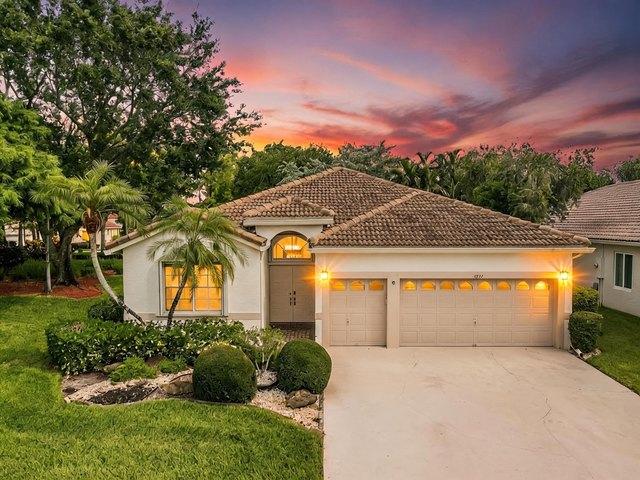 8754 NW 75th Pl, Tamarac, FL 33321