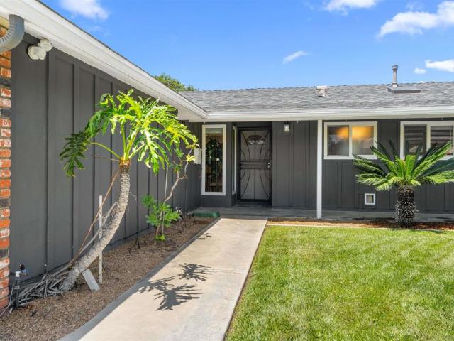8754 Joeve Ct