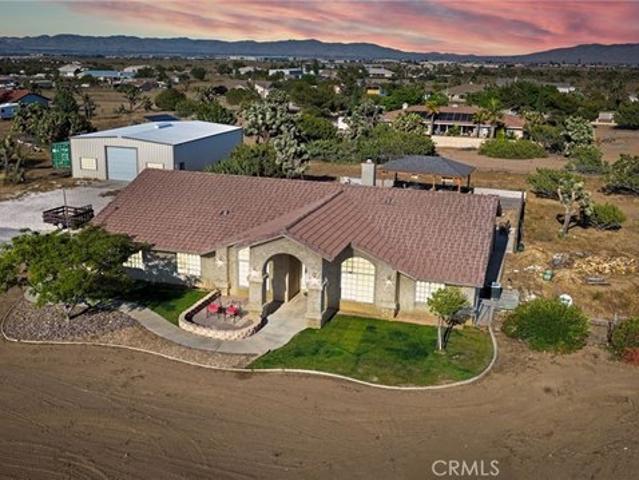 8755 Kittering Rd, Oak Hills, CA 92344