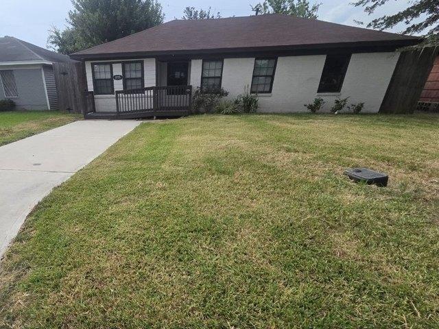 8755 Pattibob St, Houston, TX 77029