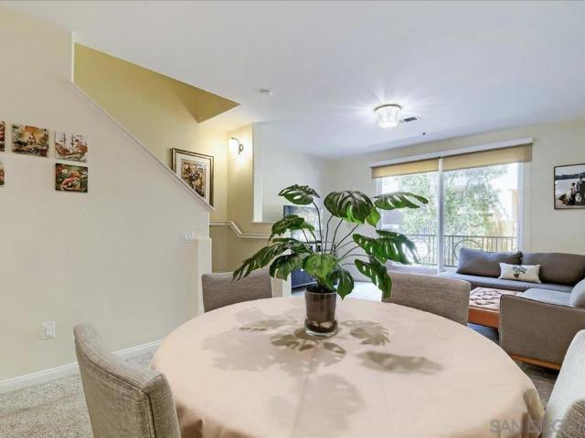 8756 Concourse Ct