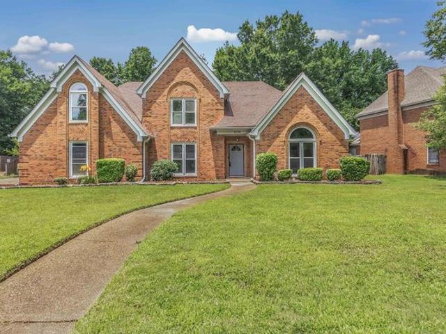 8756 Riverwood Farms Pkwy, Memphis, TN 38016