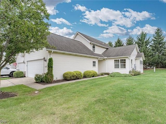 8757 Roberts Ct Unit 25C, Olmsted Falls, OH 44138