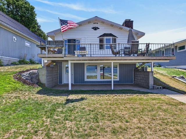 8758 Pike Street