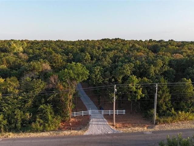8750 E Waterloo Rd, Arcadia, OK 73007