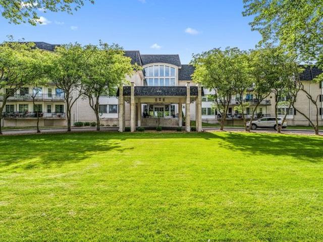 8750 Harrison Ave Apt 202, Munster, IN 46321