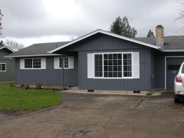 $875 / 3br 1 bathroom house. 1 car garage. Keizer map