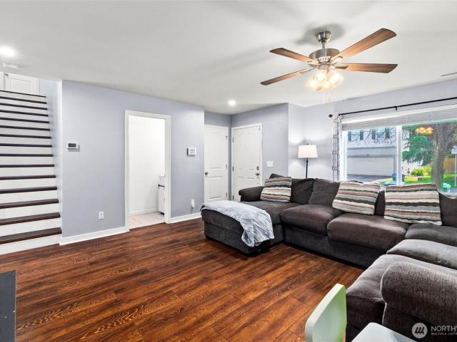 875 Candlestick Lane SW
