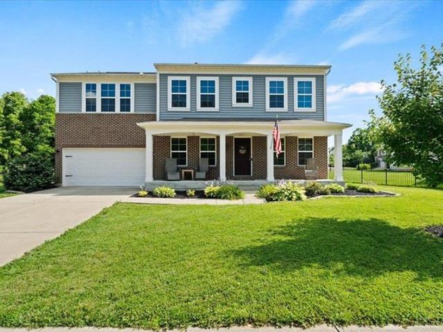 875 Grande Oaks Dr, Hamilton Township, OH 45152