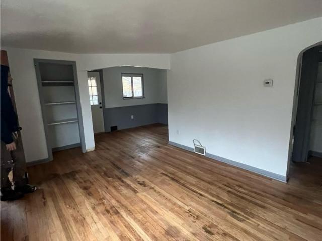 875 Desiderio Blvd