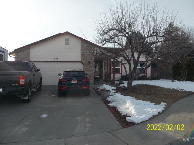 875 Eagle Ct, Mountain Home, ID 83647