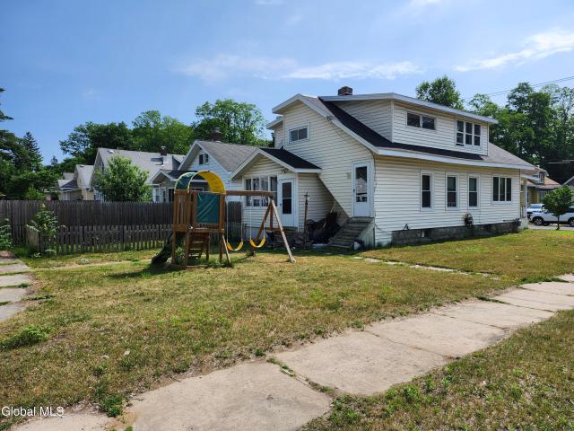 875 Hazelwood Avenue