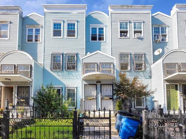 875 Hancock St, Brooklyn, NY 11233