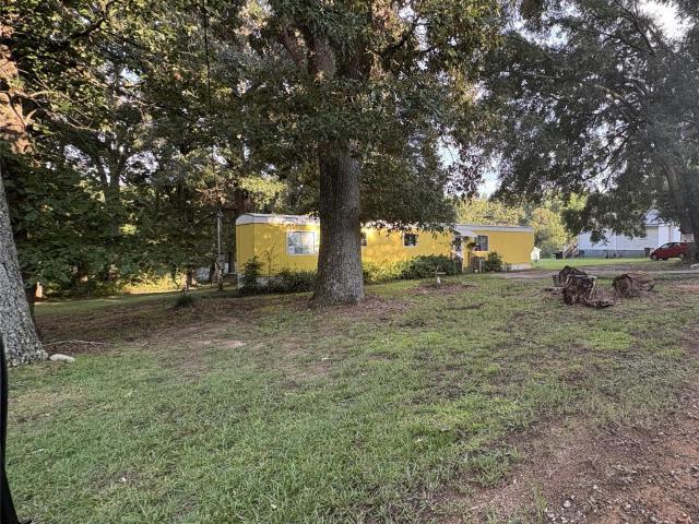 875 Hilldale Drive