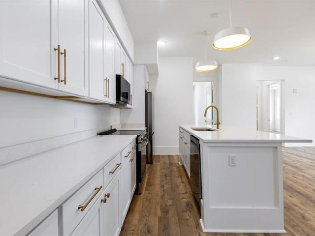 875 O'Keefe Avenue # 101